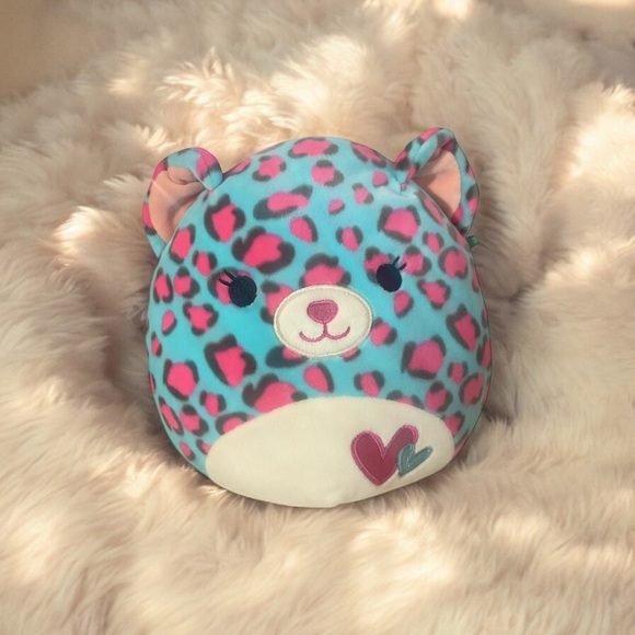 Squishmallows | Toys | Squishmallow Chelsea The Cheetah 8 Plush ...